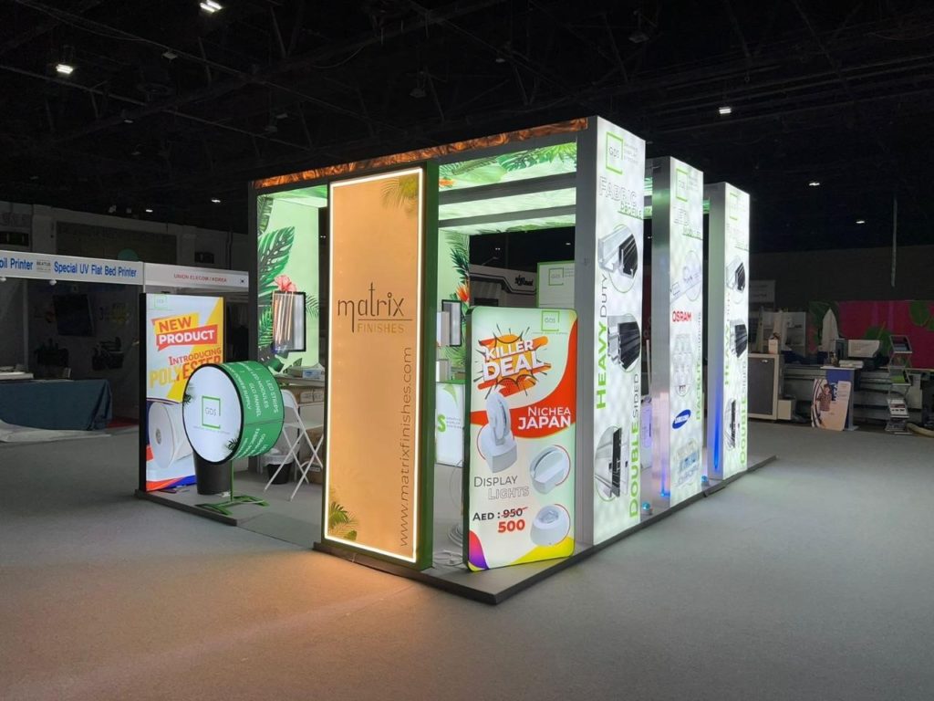 Exploring the Illuminating Features of Fabric Lightbox Board Signage